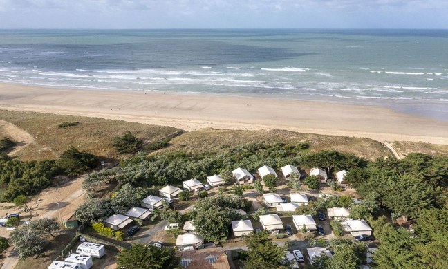 Camping Amis De La Plage - Le Bois-Plage-en-Ré