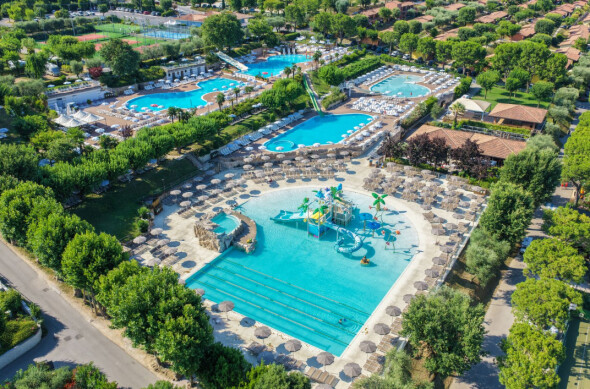 Camping Piani Di Clodia - Lake Garda