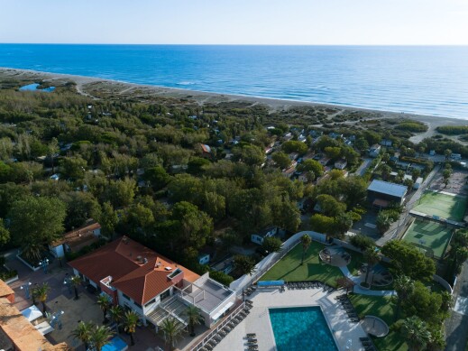 De La Plage (Sainte Marie La Mer) - Sainte-Marie