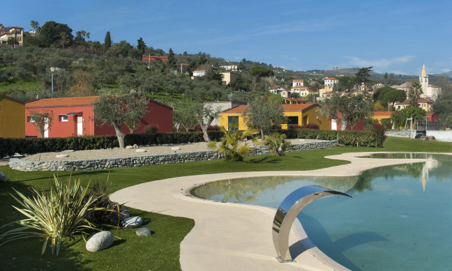 Camping Rebi Village - İmperia, İtalya