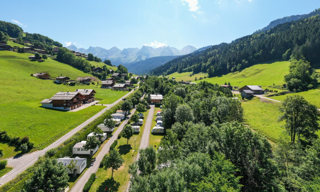 Camping Clos Du Pin - La Clusaz